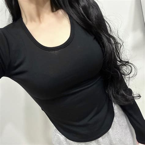 최저가군살몸매보정쫀쫀스판 기본템 섹시글램 유넥 굴림티 기모옆트임티 겨울티 이너티 에이블리