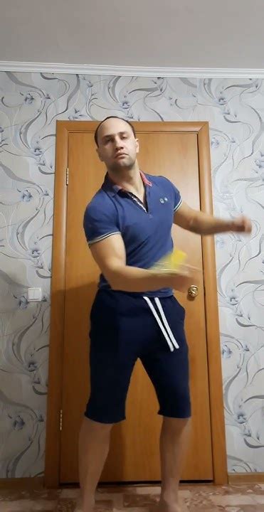 УЧУСЬ КРУТИТЬ НА ПАЛЬЦАХ - YouTube