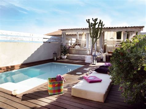 Cómo Diseñar Patios Chicos Con Piletas De Fibra Que Se Vean Bien