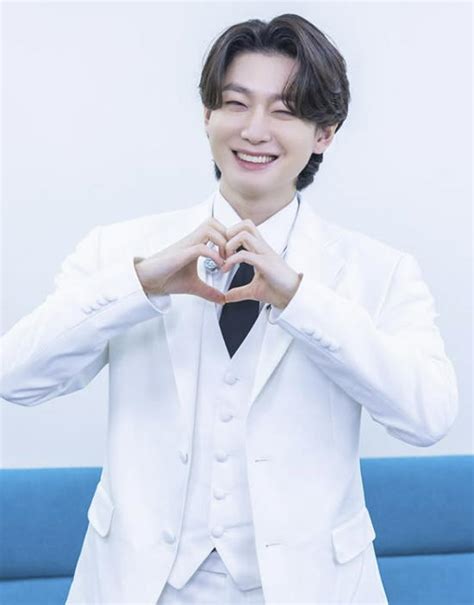 김용빈 덕에 아픔 이겨내…미스터트롯3 眞의 존재로 증명 엑s 현장 [종합]