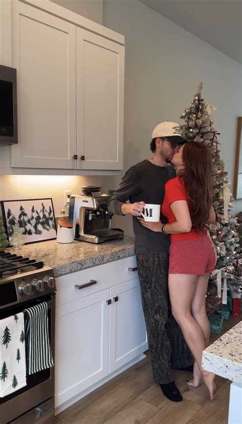 Michelle Defraitess Feet