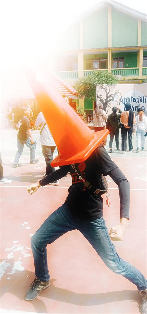 Cone Mage Member Of The C O N E Clan R Bossfight