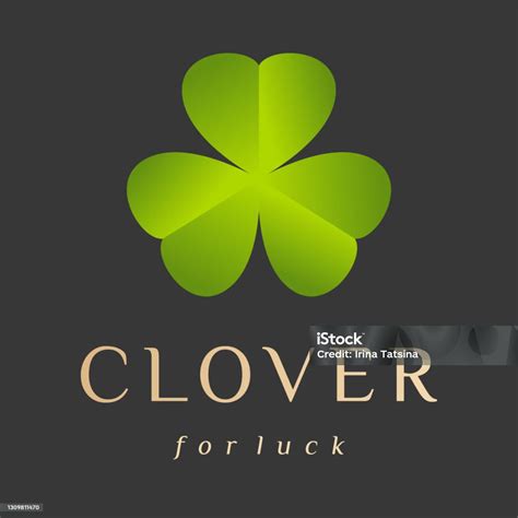 추상 녹색 클로버 로고 네 잎 하트 모양 아이콘 아일랜드 Shamrock 행운 기호 생태 사업 회사 기호 자연 에코 그래픽 디자인 템플릿입니다 간단한 깨끗한 벡터 로고타이핑