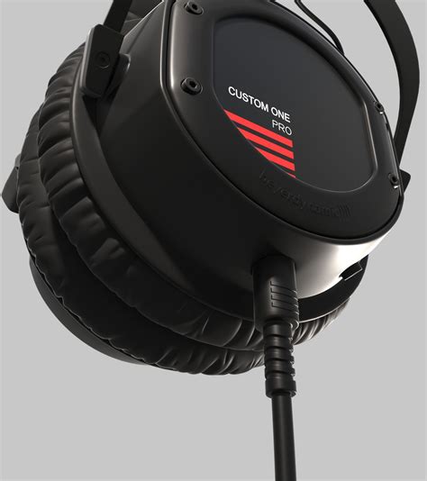 Beyerdynamic Custom One Pro Modèle 3d 29 Max Fbx Obj Free3d