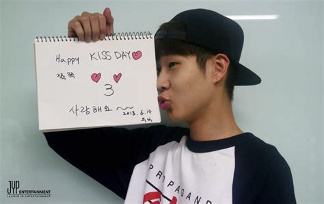 𝘕𝘢𝘰 🐄 on Twitter: "KISS DAY😘 10年前の今日のウシク https://t.co/CnrtRlcKZ5" / Twitter