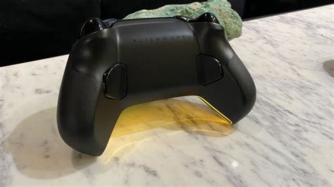 Alienware S Concept Nyx Controller Is Packed Full Of Features Tom S