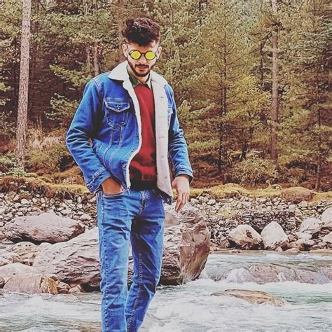 Rishabh Sharma (@_riishhabh_) • Threads, Say more