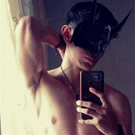 Sebastián Hernández sebas hv Threads Say more