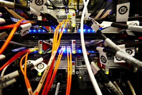algorithmia now helps businesses manage and deploy their machine