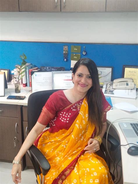 𝐍𝐨𝐭 𝐞𝐯𝐞𝐫𝐲 𝐜𝐨𝐧𝐯𝐞𝐫𝐬𝐚𝐭𝐢𝐨𝐧 𝐚𝐭 𝐰𝐨𝐫𝐤 𝐢𝐬 𝐠𝐞𝐧𝐮𝐢𝐧𝐞 𝐚𝐧𝐝 𝐭𝐡𝐚𝐭𝐬 𝐨𝐤𝐚𝐲 Surabhi Prakash Dixit