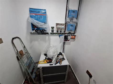 129kwp Solar Array On A 10kw48 Victron Industrial Inverter 30kwh