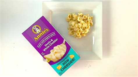 Review Annies New Cheesier Mac And Cheese Delivers More Of What We