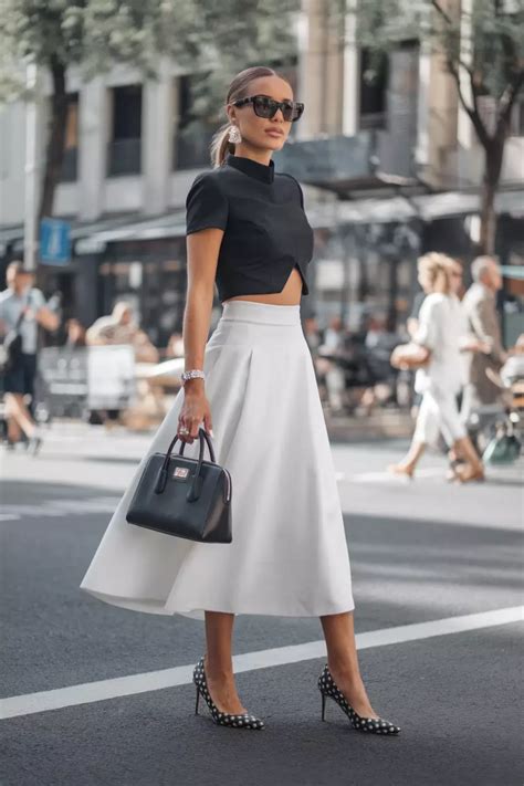 16 White Skirt Summer Outfit Ideas