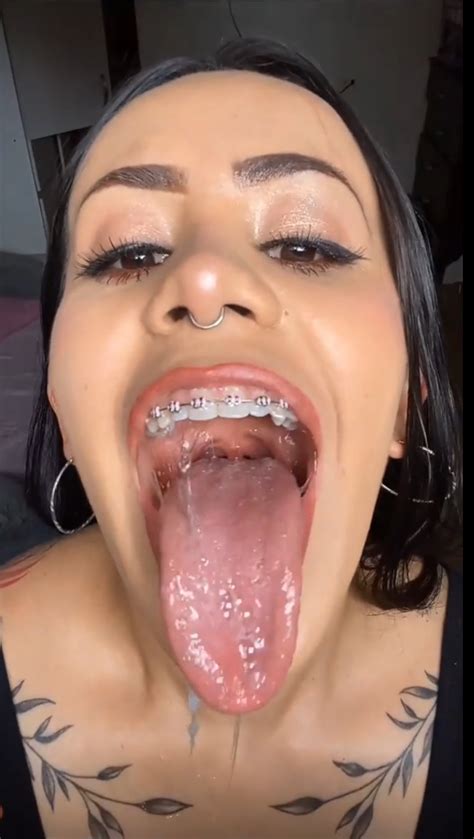 Mega Sloppy Mouth 12