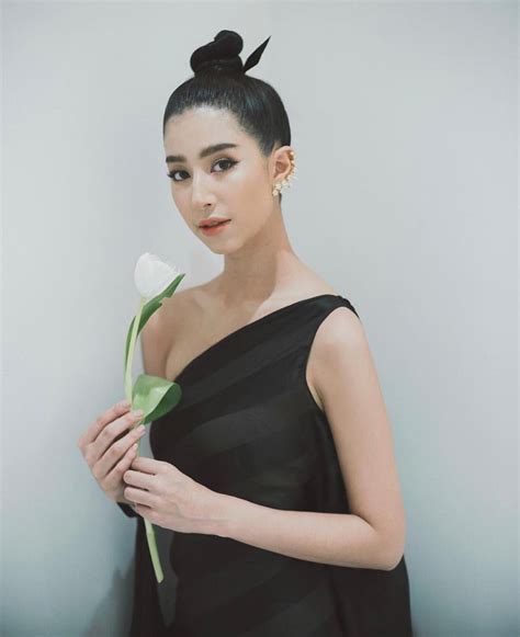 ボード「mint Chalida ชาด้า」のピン