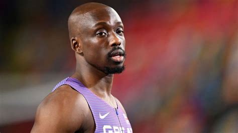 30 годишен счетоводител е най бързият мъж на 100 м в Европа само след 4 години тренировки