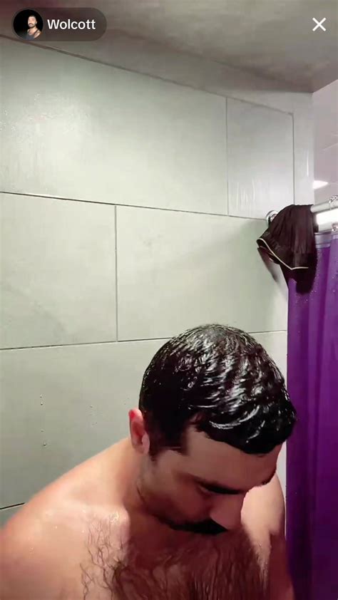 All Men Gym Showers Video Thisvid Com