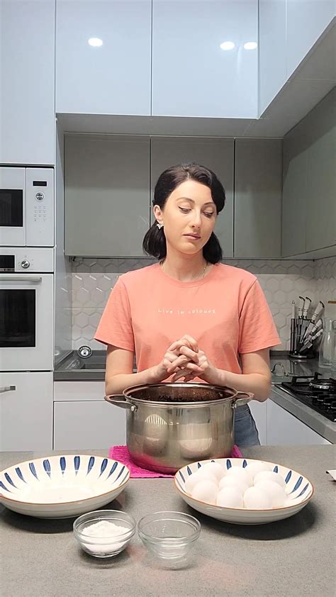 წითელი კვერცხი 🥚 კვერცხის შეღებვა კვერცხი კვერცხისშეღებვა წითელიკვერცხი აღდგომა By Couplefun