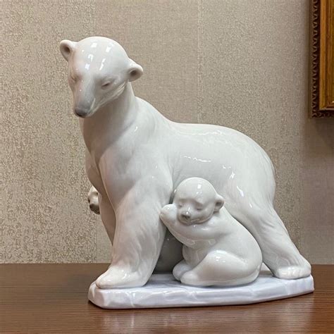 Порцелянова статуетка Lladro «арктична сімя — ціна 5200 грн у каталозі Статуетки Купити