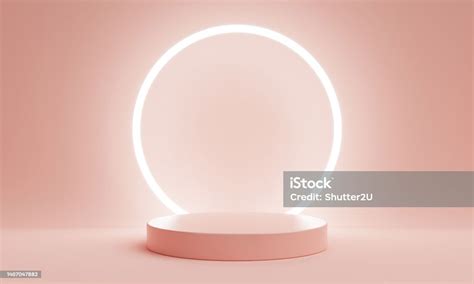 프리젠 테이션 배경을위한 링 라이트 파스텔 핑크 산호 색상과 기하학적 모양의 최소 제품 연단 무대 추상적 인 배경 및 장식 장면 템플릿 3d 그림 렌더링 0명에 대한 스톡