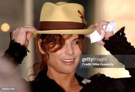 29 204 Sandra Bullock Photos And High Res Pictures Getty Images