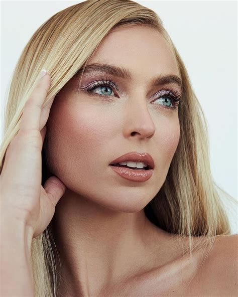 Picture Of Alexa Pollock