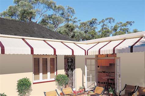Fixed Metal Aluminium Outdoor Awning Luxaflex®