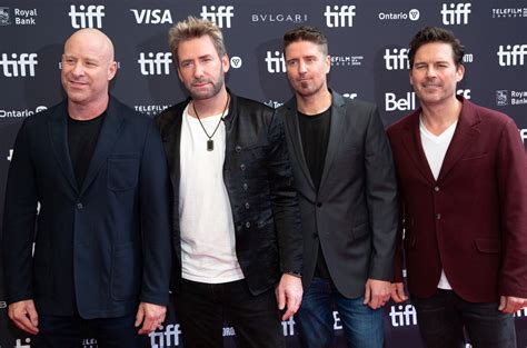 Nickelback Hilariously Defends Deadpool And Ryan Reynolds Reacts