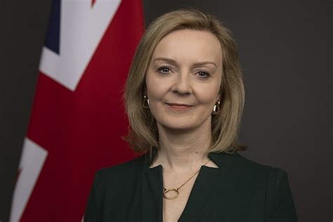 英国首相利兹·特拉斯将废除水力压裂禁令，助力缓解能源危机