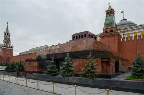 One Hundred Years Of Lenins Tomb Russian Life