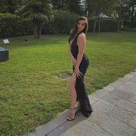 Pin De Byron Verdezoto En Hailee Famosas Guapas Chica Modelo Celebridades