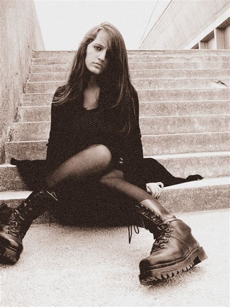 Shoes 85756 Goth Girl Gothic And Boots On