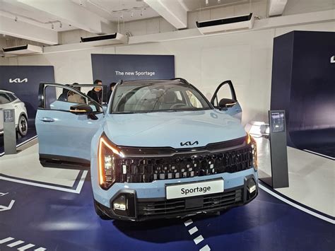 기아 스포티지 3년 만에 디자인·성능 확 바꼈다 딜사이트