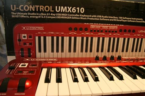 Behringer Umx610 Usb Midi Kontroler Klavijatura