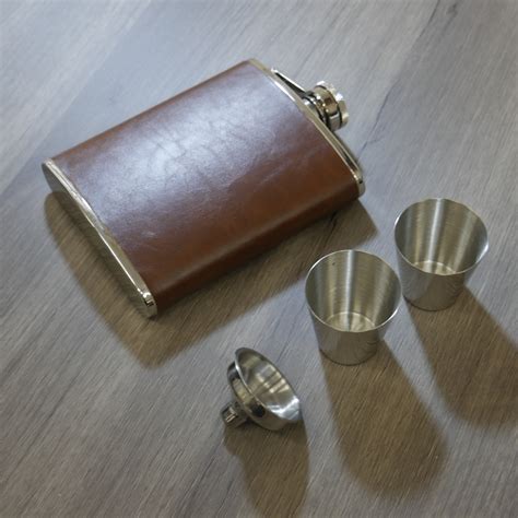 6oz Brown Leather Flask With Cups And Funnel T Set