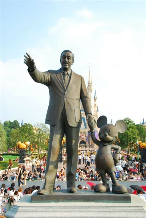Walt Disney Y Mickey Mouse