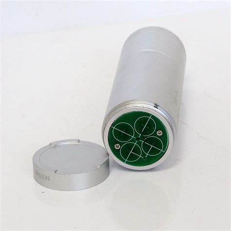 Small Self Contained Vibration Meterhandheld Vibration Calibrator Vibration Analyzer