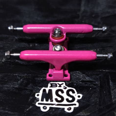 Подвески MSS PRO 34 мм розовый (1 090₽) купить в скейшопе Megaskate
