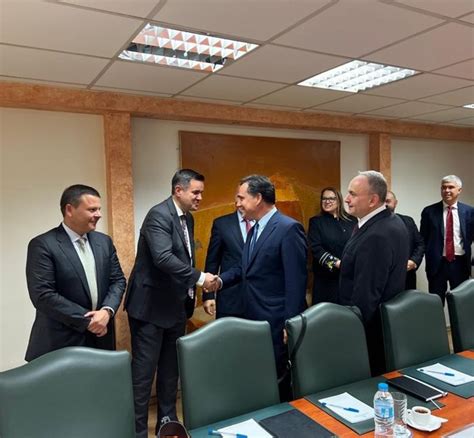 Dotbg България и Гърция ще създават на общи центрове за иновации