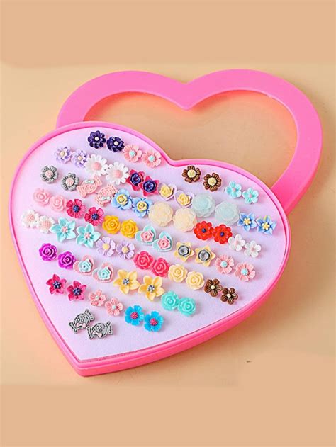 أطقم أقراط شي إن