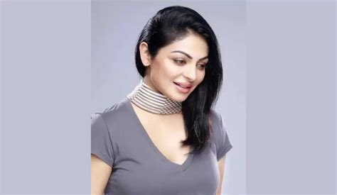 Neeru Bajwa Wiki Age Height Net Worth Family Husband Edu