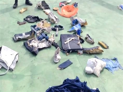 Египетийн онгоцны хар хайрцгийн дохиог илрүүллээ