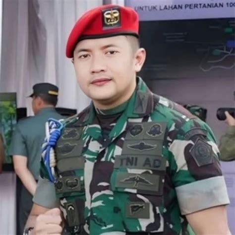 Ellimemet Elli Memet • Threads Say More