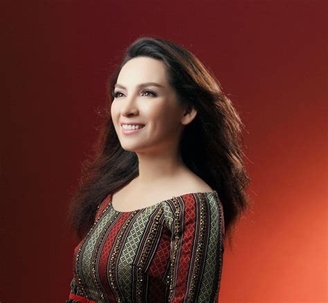 Tiểu Sử Ca Sĩ Phi Nhung