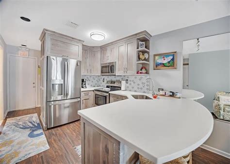 Finn Key Compass Realty