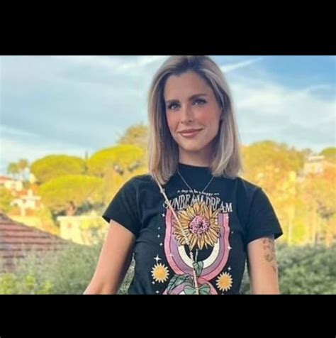 Шокиращата изповед на дете родено от сурогатна майка Твърдо вярвам че тази жестока и