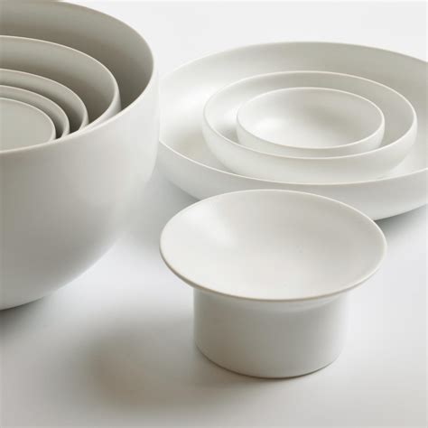 Delphic 델픽 Baekja Gub Plate 백자 굽 접시 송지호