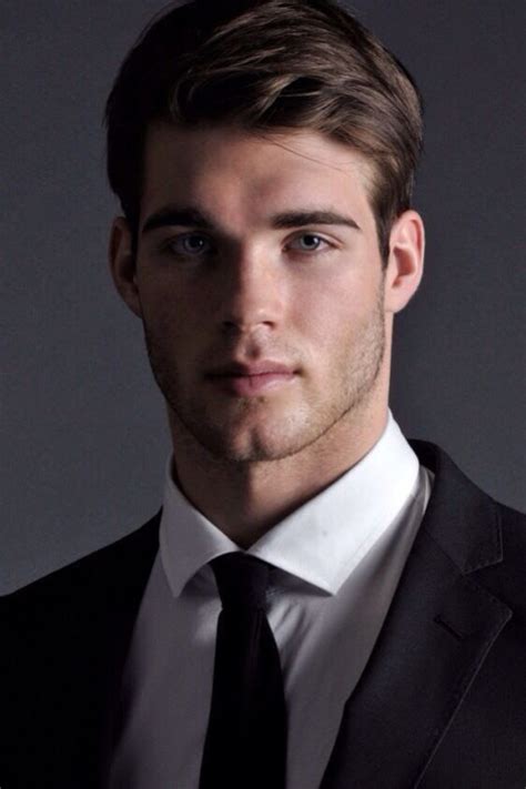 Pin By Jos Deloret On U O M O S A P I E N S Beautiful Men Faces