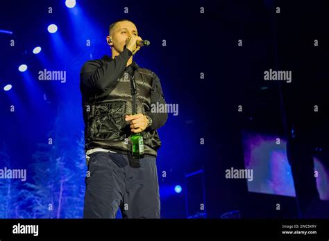 Italian Singer Music Concert Massimo Pericolo Le Cose Cambiano Tour