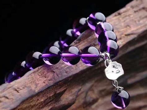 紫水晶的功效与作用，不可不看的紫水晶小知识 紫水晶 水晶 手链 新浪新闻